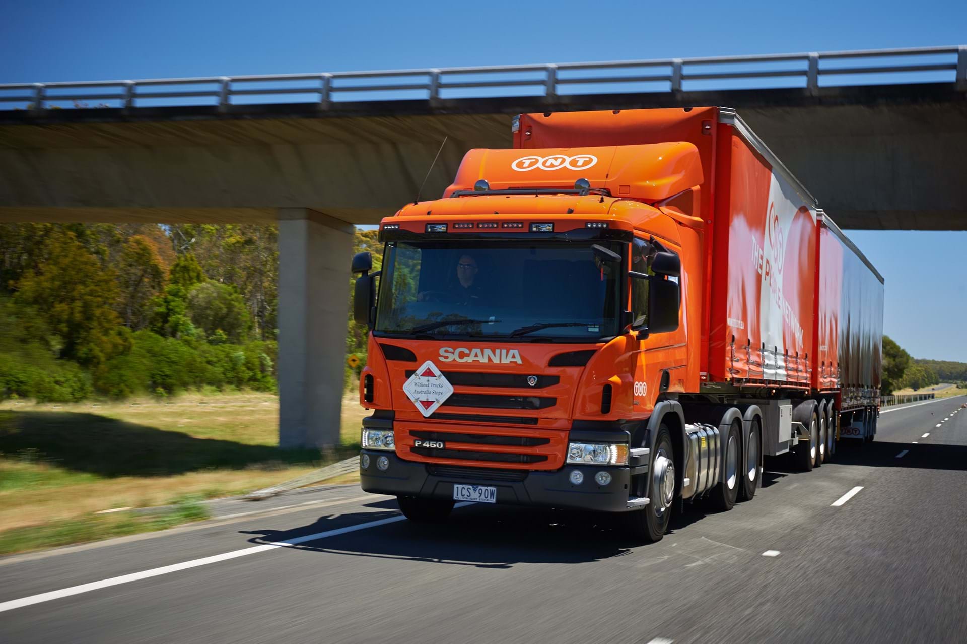 Supporting truck and vehicle fleet operators with control systems and ...